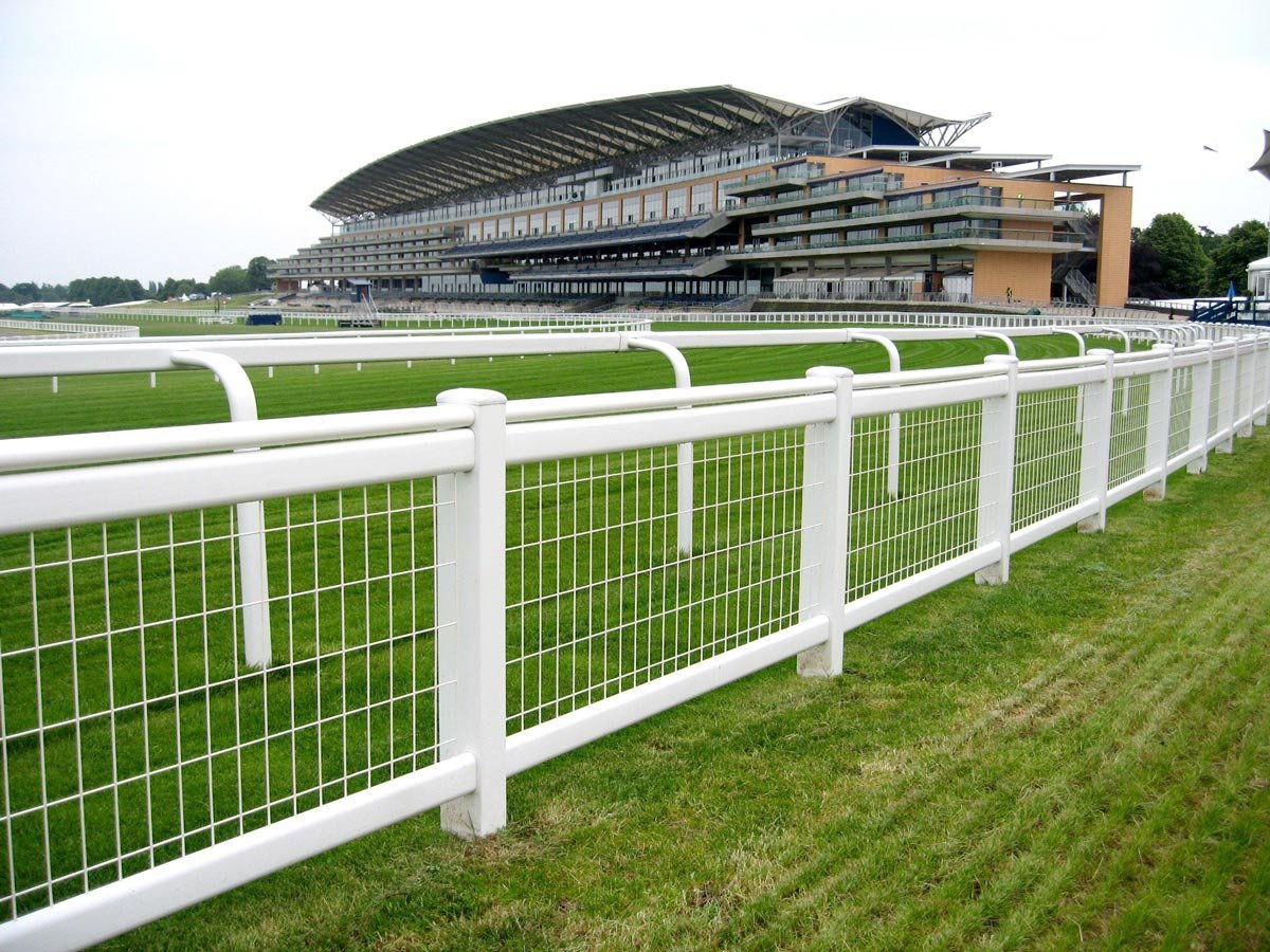 PVC Crowd Barriers | Duralock